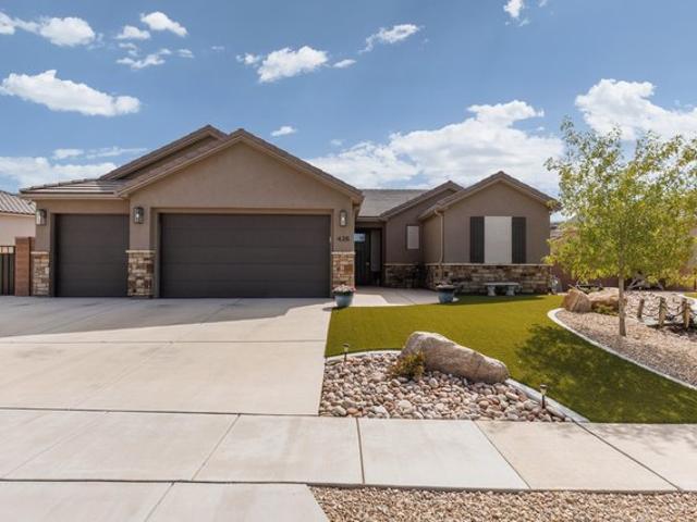 426 N Sage Grouse Dr, Washington, UT 84780