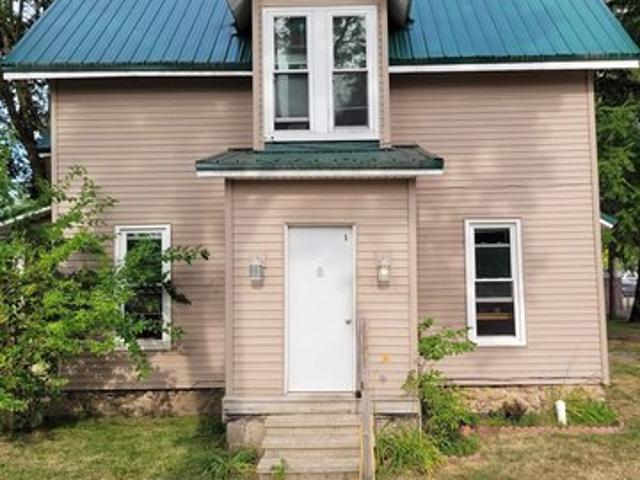 426 N State St, Alma, MI 48801
