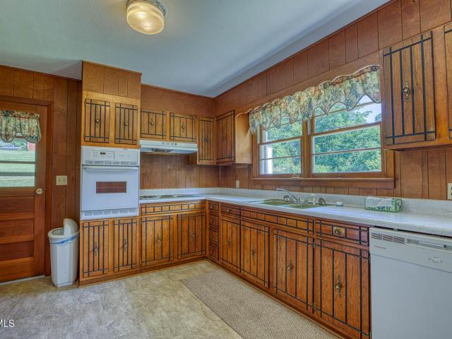 426 South Johnson Road