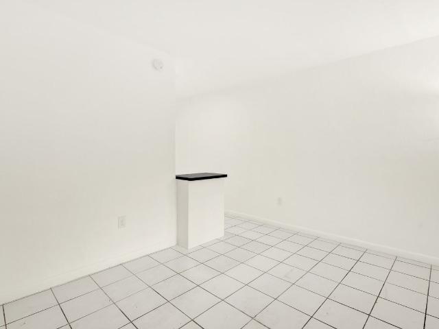 426 Santander Ave. 1 Bedroom Apartment for Rent at 426 Santander Ave, Coral Gables, FL 33134 Coral Gables