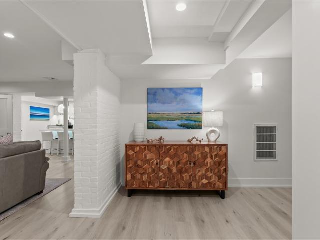 426 Spring Street B101