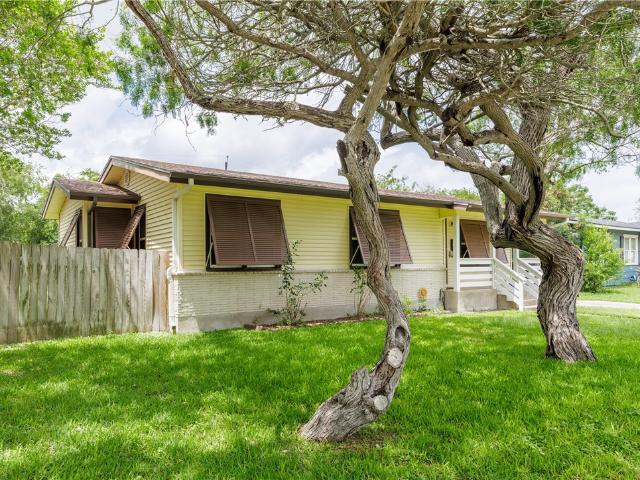 426 Paloma Street