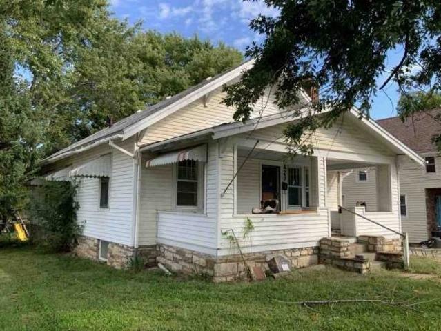 426 Parker Ave, Osawatomie, KS 66064