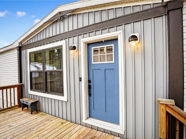 426 Perry Cir