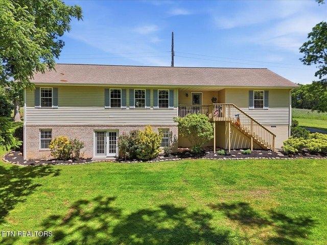 426 Plena Ln, Kodak, TN 37764
