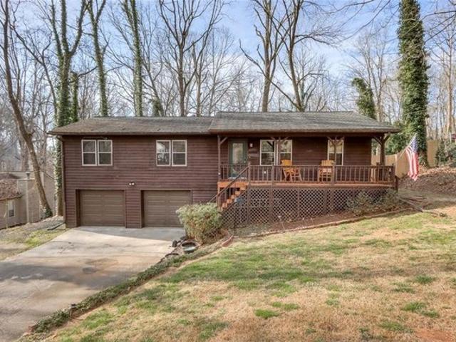 426 Riverlake Ct, Woodstock, GA 30188