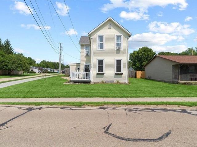 426 W Light St, Urbana, OH 43078