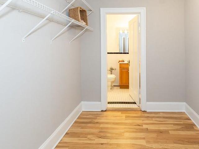 426 W. Surf Studio Apartment for Rent at 426 West Surf Street, Chicago, IL 60657 Lakeview