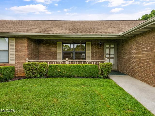 426 Woods View Circle