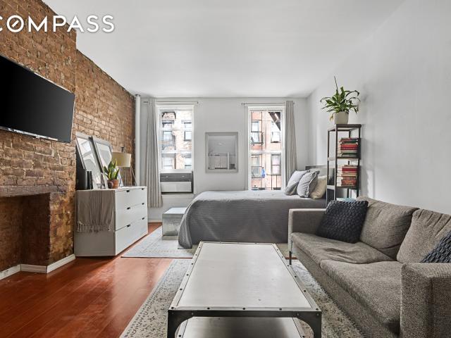 426 West 46th Street, New York, NY