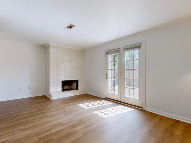 426 Westfield Dr