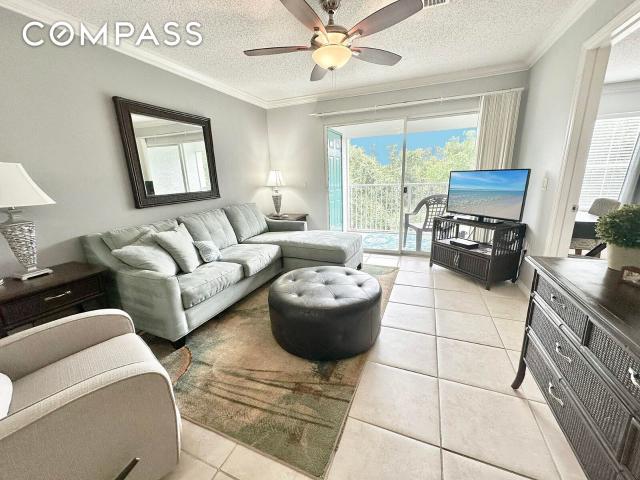 4274 Calinda Ln 243, Niceville, FL