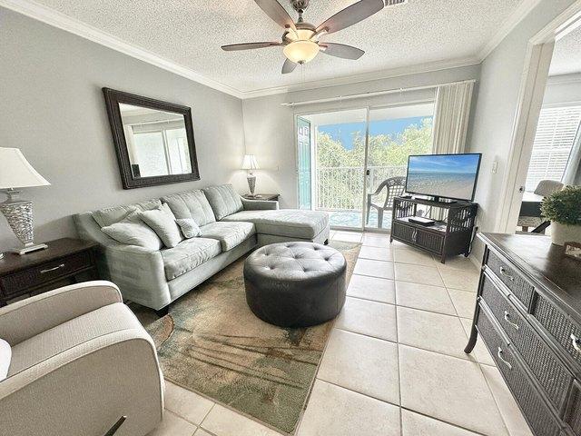4274 Calinda Ln Apt 243, Niceville, FL 32578