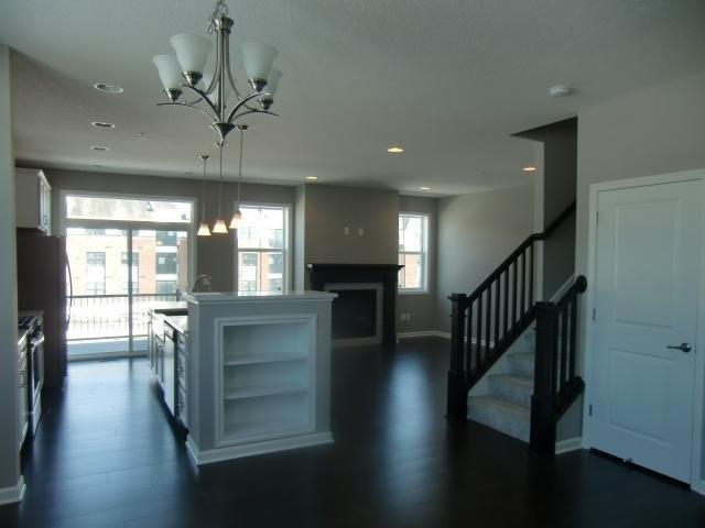 4274 Corn Silk Ln, Woodbury, MN 55129