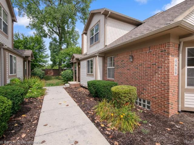 42756 Gateway Drive # 4