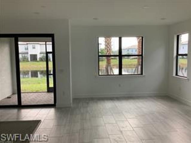 4275 Sonoma Oaks Dr, Naples, FL 34119 | MLS #226001