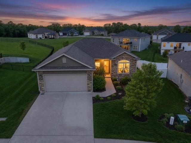 4275 W Posey Ln, Columbia, MO 65203