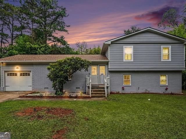 4276 Indian Forest Rd, Stone Mountain, GA 30083