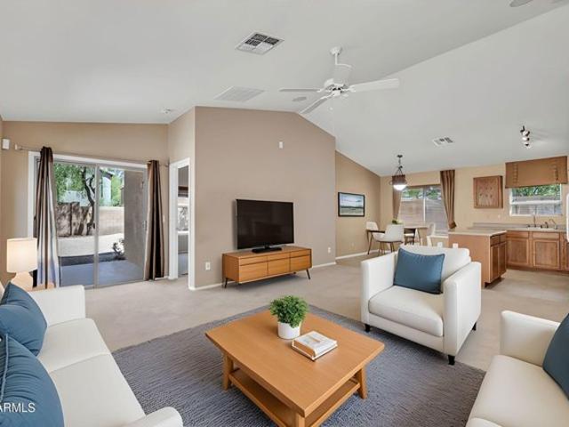 42780 W Sunland Dr, Maricopa, AZ 85138