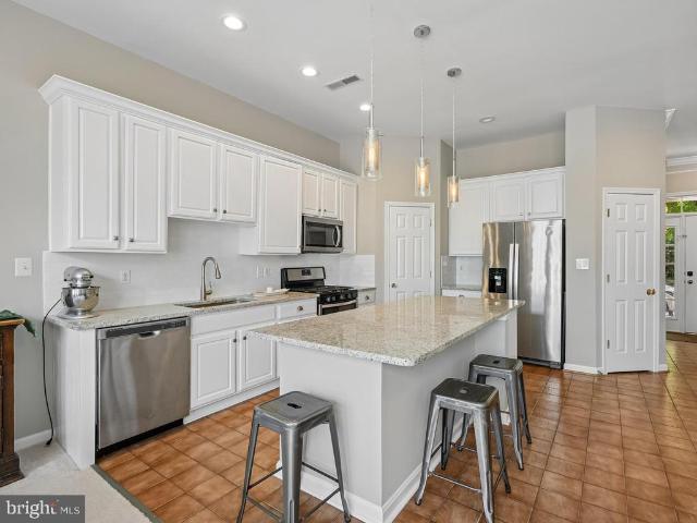 42788 Cedar Hedge Street
