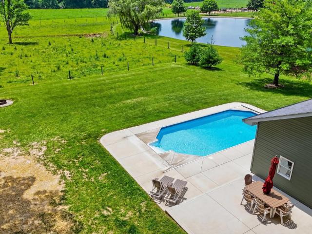 4279 W 100 N Road