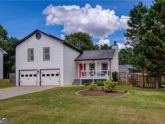 4270 Hidden Meadow Cir, Sugar Hill, GA 30518