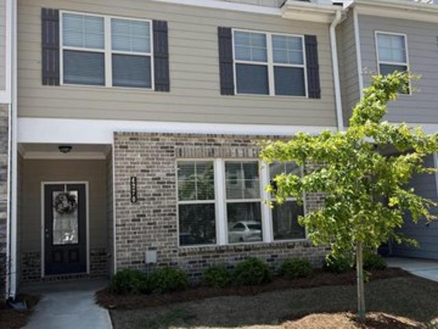 4270 Sunny Oak Ln, Norcross, GA 30071