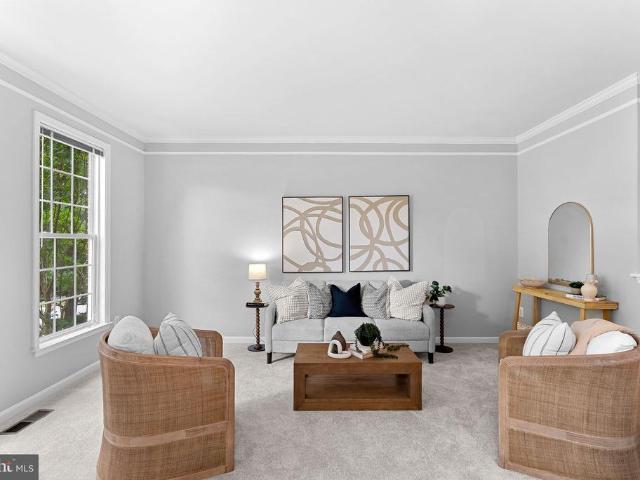42715 Clover Meadow