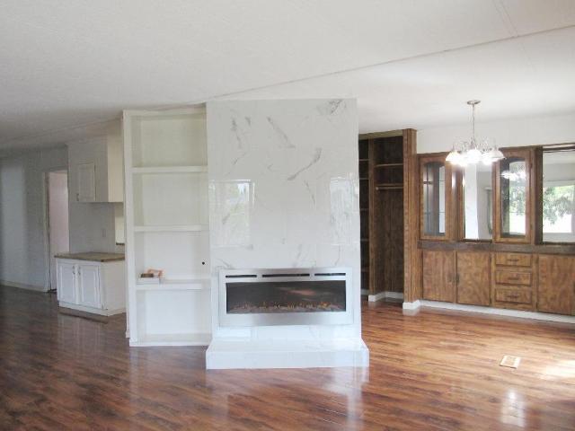 4271 N First Street 41