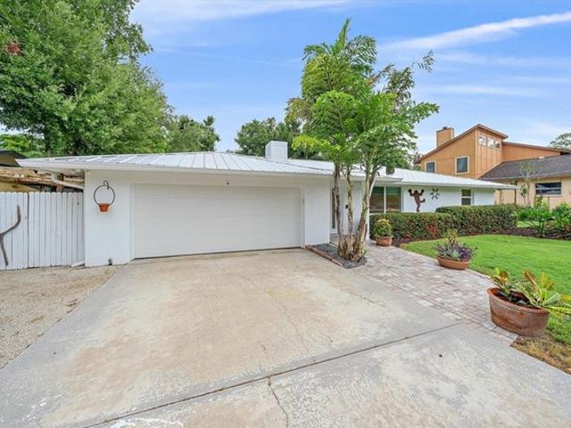 4271 Lago Way, Sarasota, FL 34241