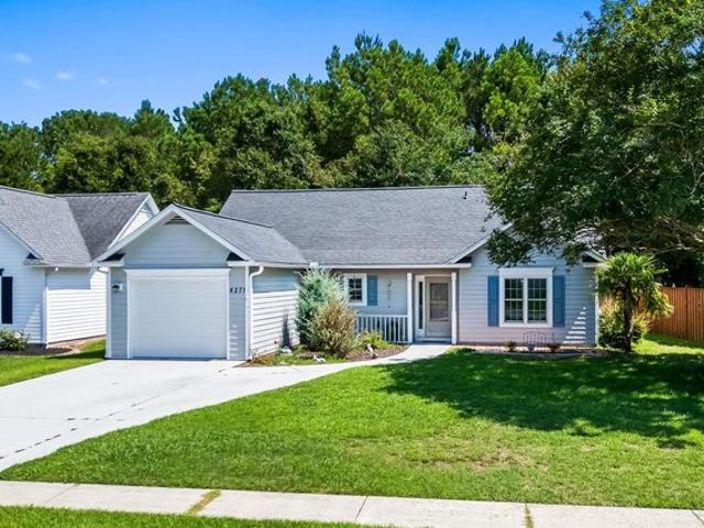4271 Wrens Xing, Little River, SC 29566