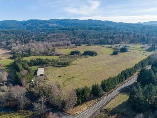 42726 Mullenbach Ln, Seaside, OR 97138