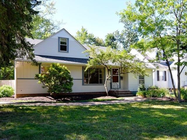 4272 Bluestone Rd, South Euclid, OH 44121