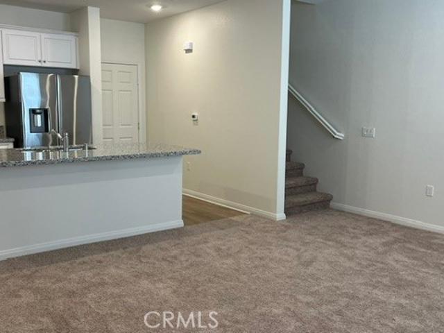 4273 E Carmel Privado