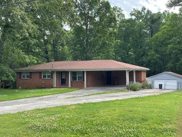 4273 Stanley Dr, Powder Springs, GA 30127