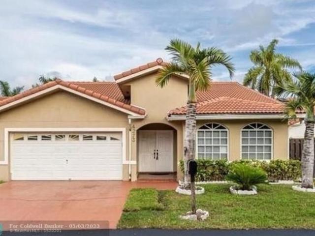 4273 SW 153rd Ct, Miami, FL 33185