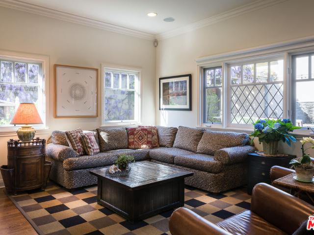 427 12th St, Santa Monica, CA 90402 | MLS #26678 | Compass