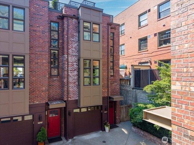 427 13th Ave E Apt C, Seattle, WA 98102