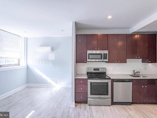 427 33 Monroe Street # UNIT 103