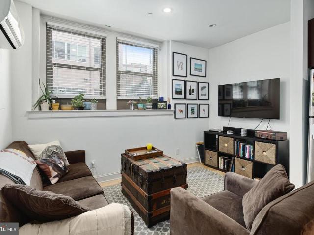 427 33 Monroe Street # UNIT 104