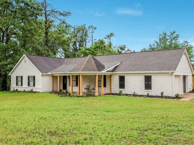 427 Cherokee Dr, Oxford, MS 38655