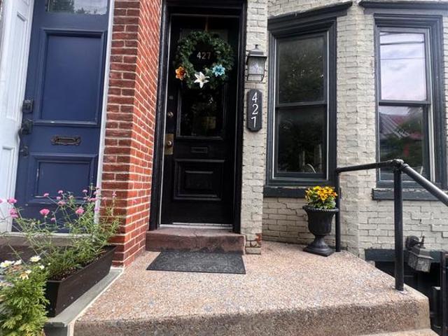 427 Boas Street