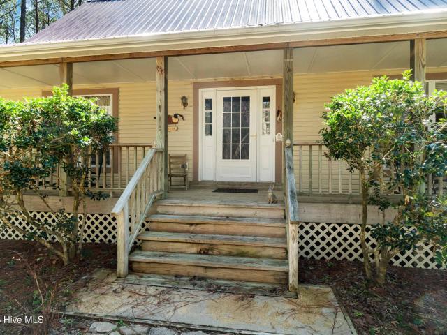 427 Bay Shores Road