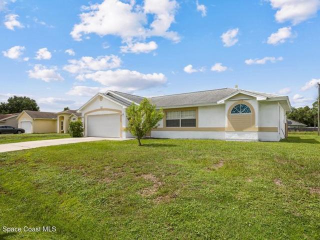 427 Delmonico St NE, Palm Bay, FL 32907