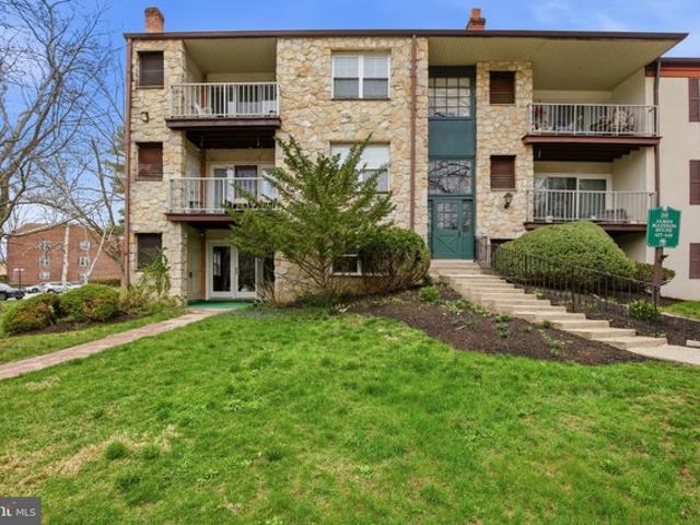 427 Drummers Ln Unit 427, Wayne, PA 19087