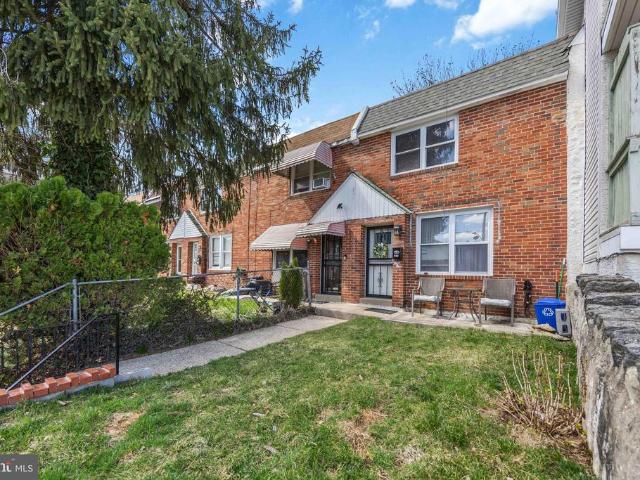 427 E Walnut Lane