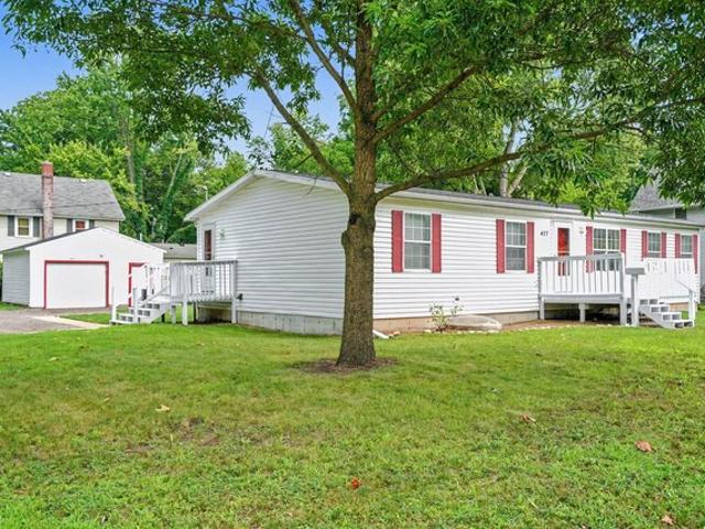 427 E Division St, Dowagiac, MI 49047