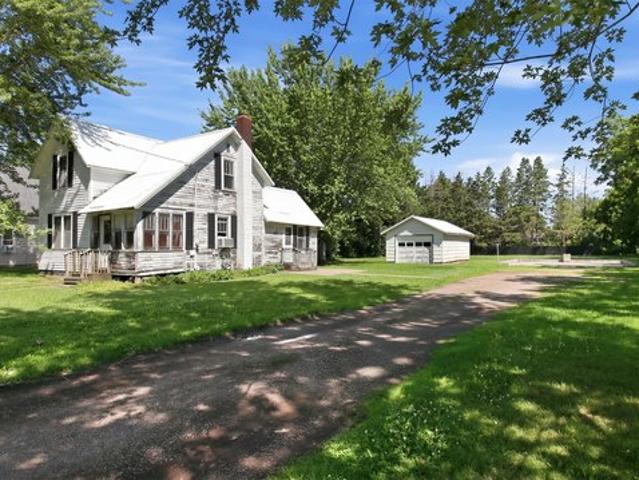 427 E River Ave, Barron, WI 54812