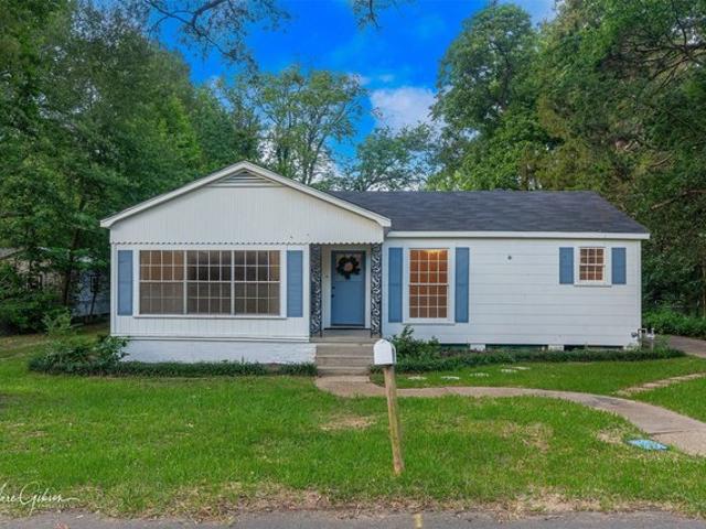 427 Elgin St, Mooringsport, LA 71060