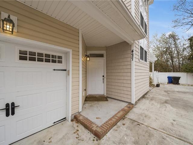427 Fountain DR